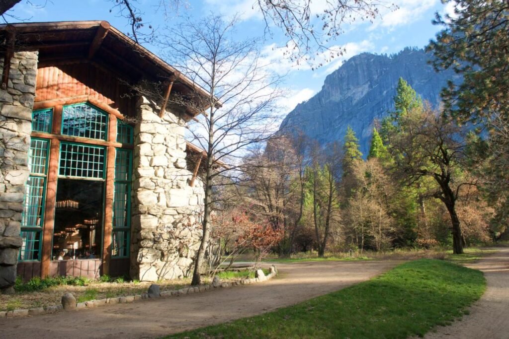 Ahwahnee Hotel – Yosemite National Park California